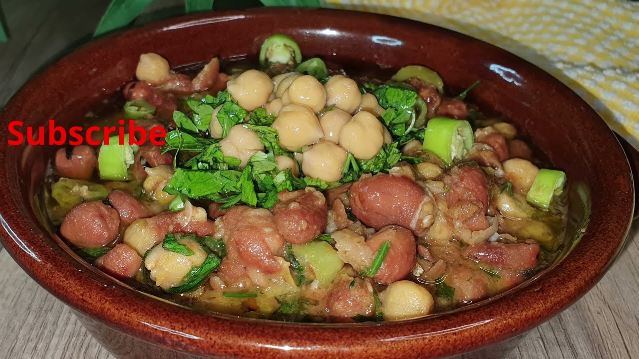 Foul Medames With Hummus | فول بالحمص - YouTube