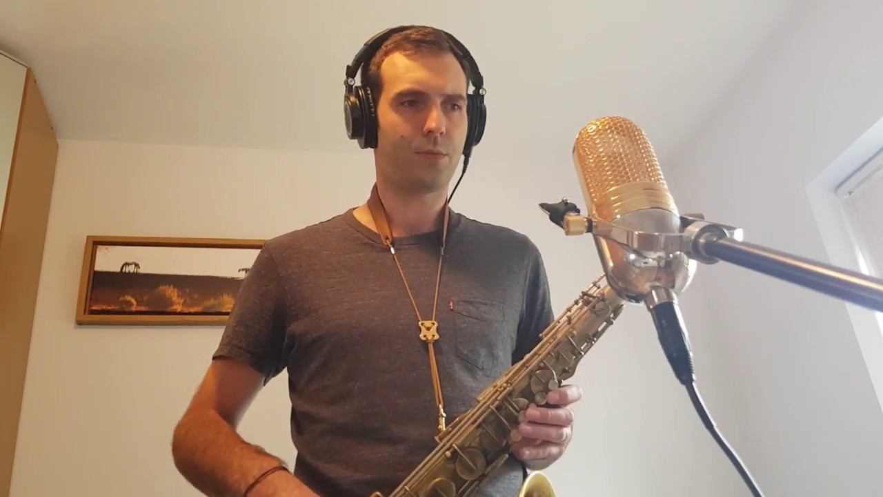 Reflections - solo tenor saxophone looping with a Boss RC-30 Loop ...