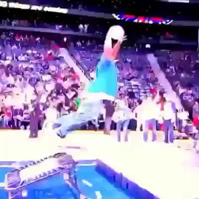 Mark Henry qui dunk - YouTube