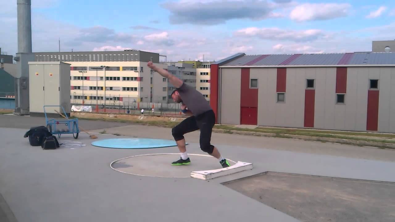 Track and Field - Shot put - training - stand throw 19m+ - YouTube