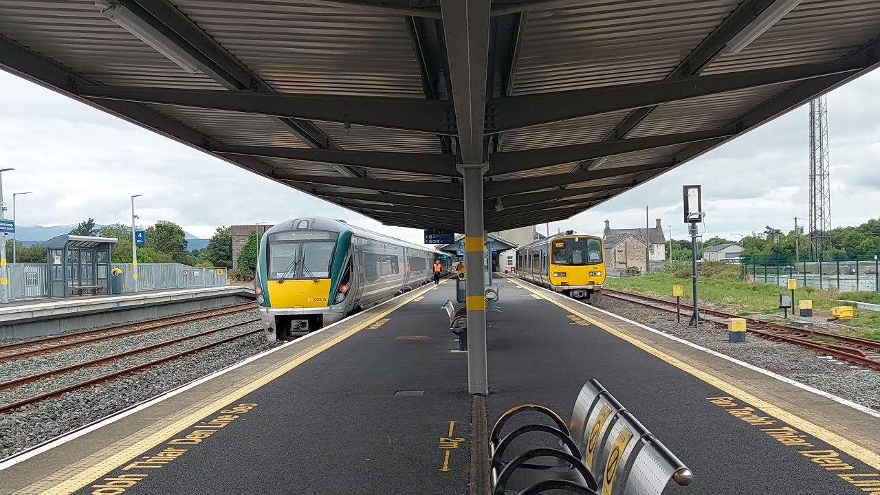 Watching Irish Rail trains at Limerick Junction - YouTube