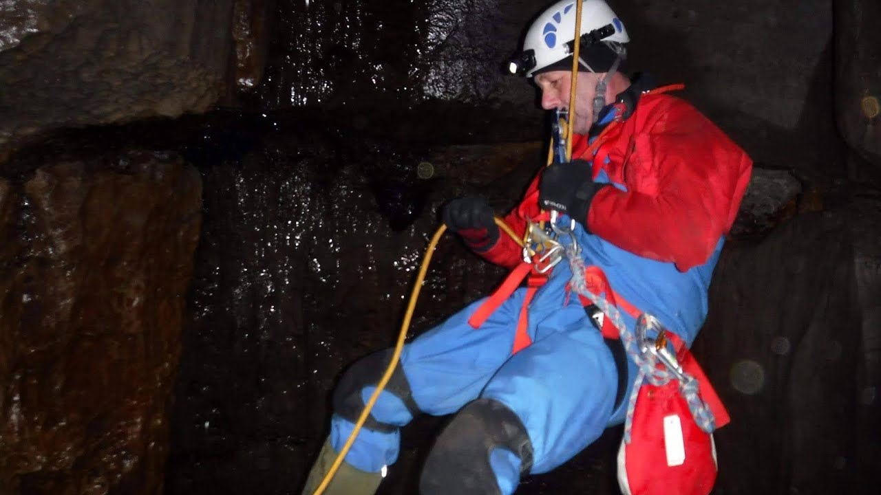 Caving in the Peak District Oxlow mine - YouTube