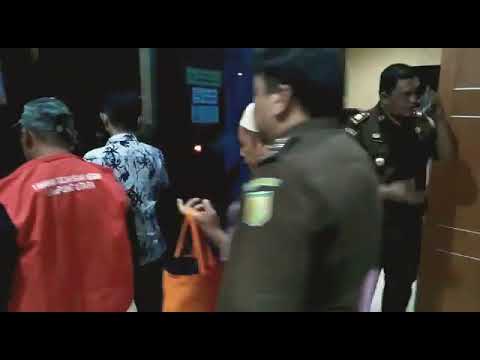 Korupsi Berjamaah, Kades Sekdes dan Pj Kades di Lampura Ditahan Kejaksaan (1)