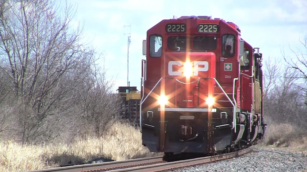 CP 2225 West - a GP20C-ECO on 3-17-2016 - YouTube