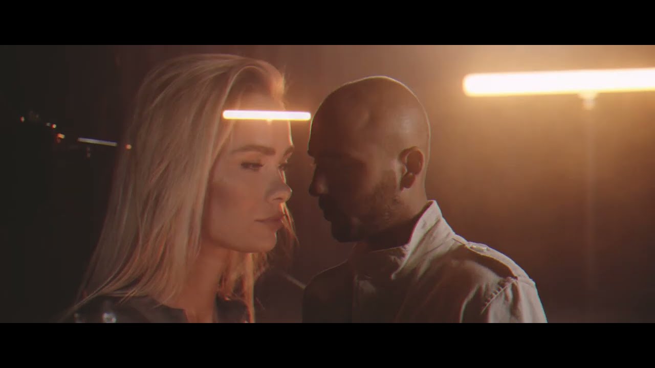 Alonn - Múlik [Offical Music Video] - YouTube