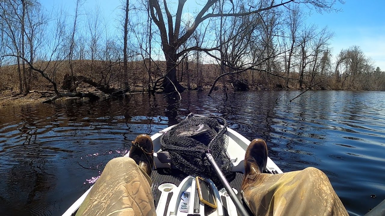 Kayak Bass Fishing During Kinda Lame Solar Eclipse - YouTube