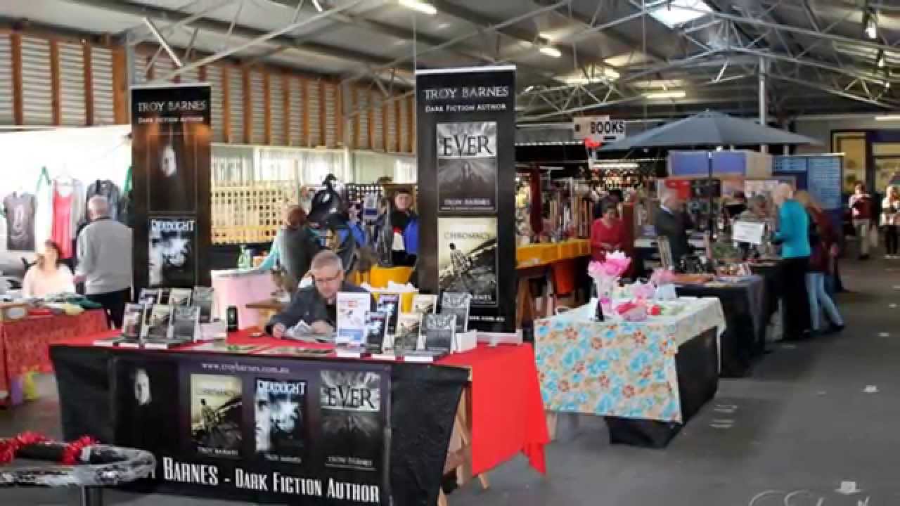 Penguin Market - YouTube