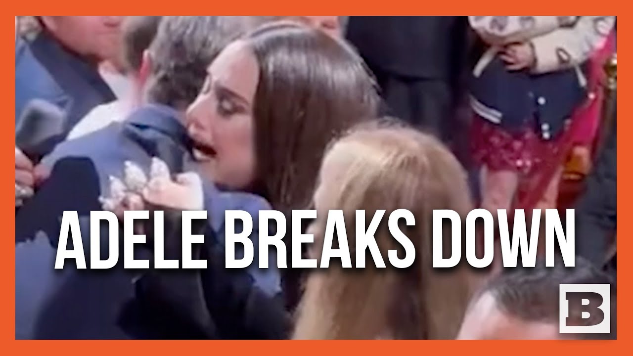 SHOWSTOPPER! Adele Breaks Down Mid-Song When She Spots Doctor Who ...