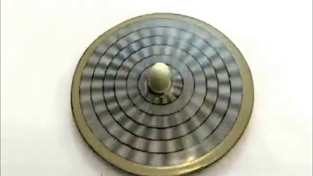 Optical Illusion: Wagon Wheel Effect - YouTube