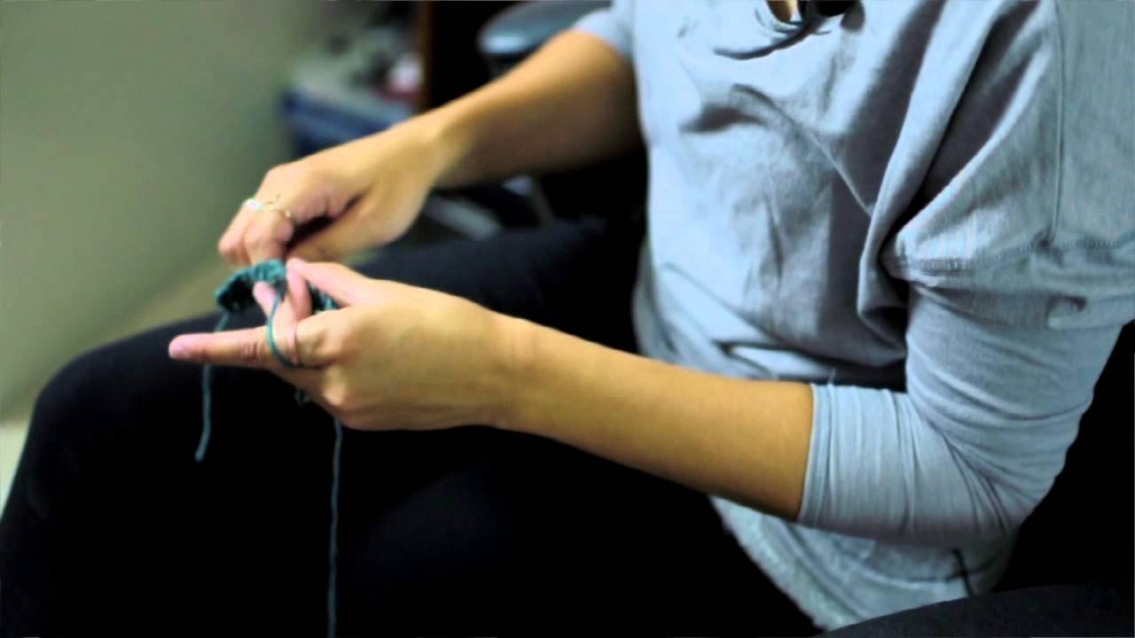 How to Crochet Vertical Raised Lines : Easy Crocheting - YouTube