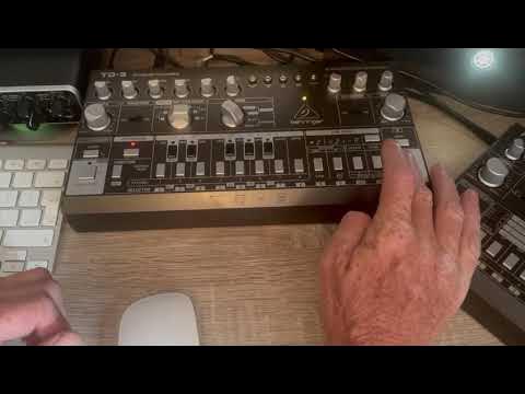 Fast Eddie Acid Thunder remade using TD3 RD8 RD6 sequenced over 5 pin din midi into logic x ...