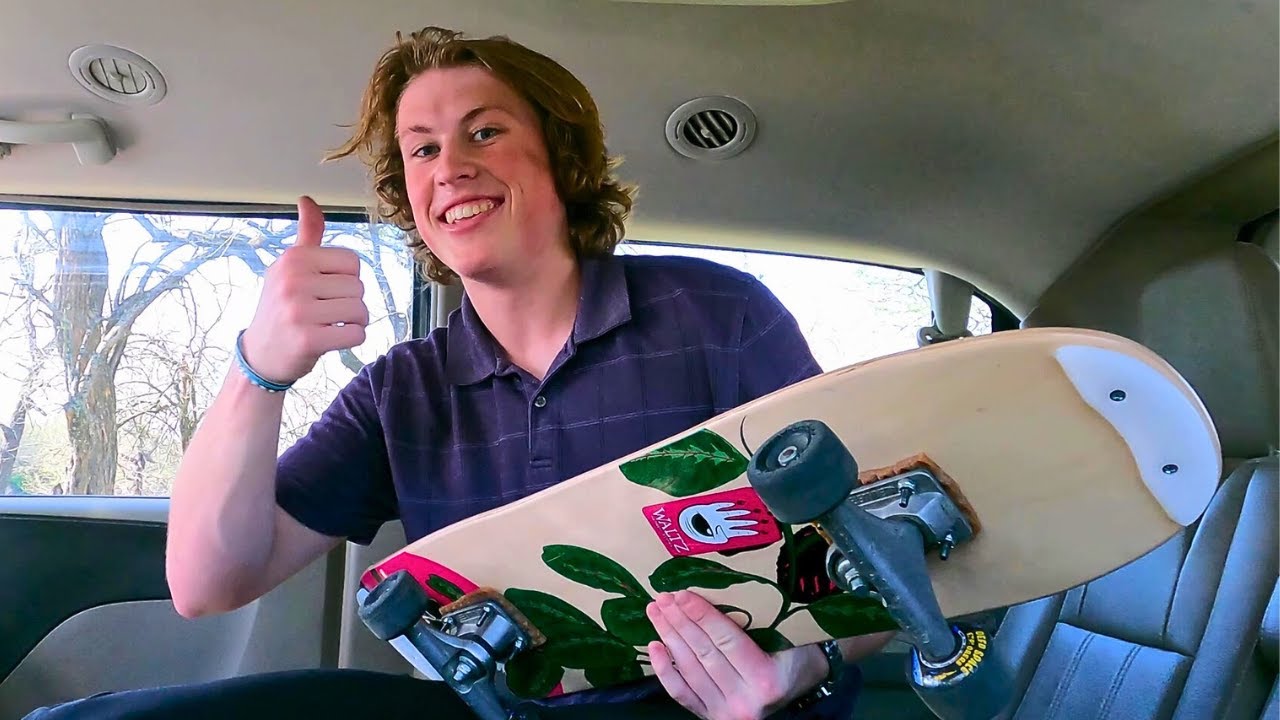 My new skateboard. - YouTube