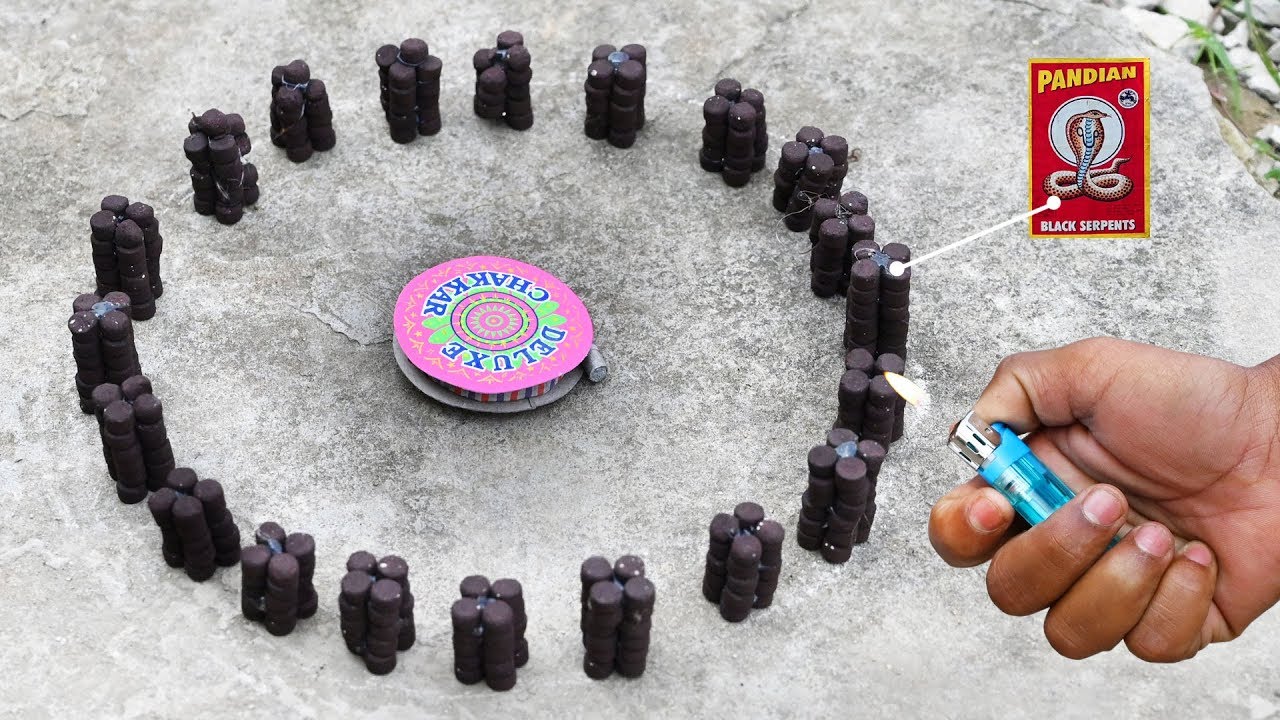 snake cracker circle with charki cracker experiment - YouTube
