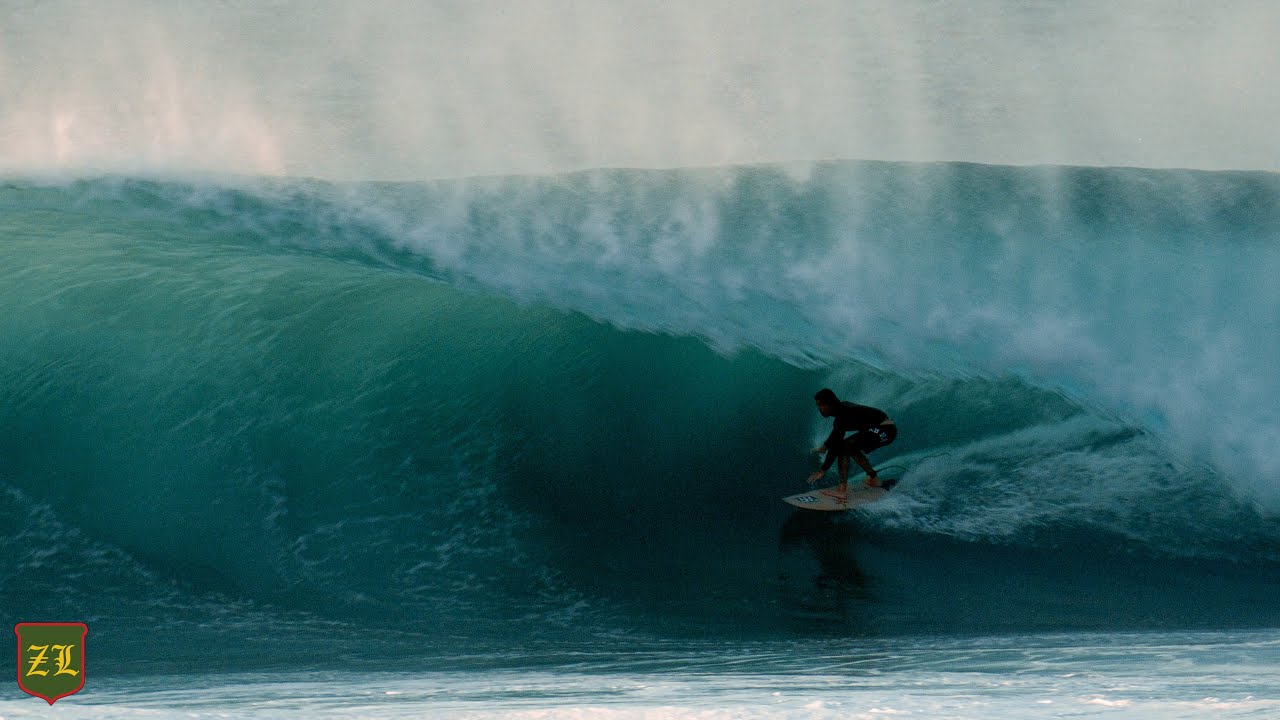 GOLDEN HOUR AT BACKDOOR (SURFING PIPELINE, HAWAII) - YouTube