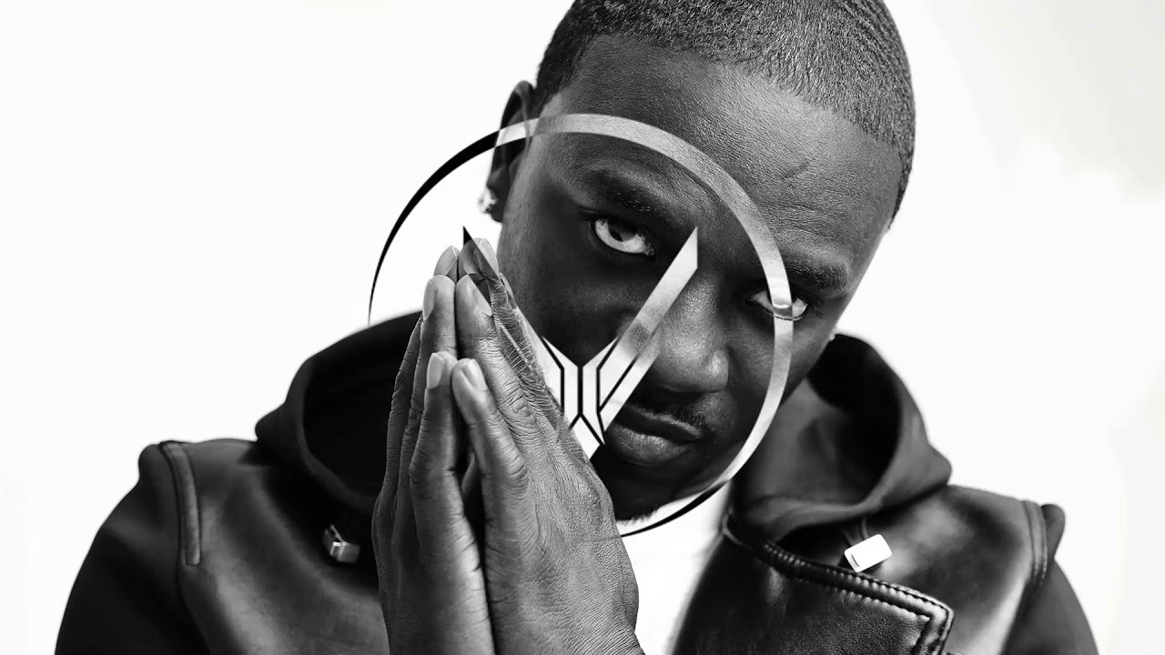 Akon feat. Eminem - Smack That (Vigero Remix) - YouTube
