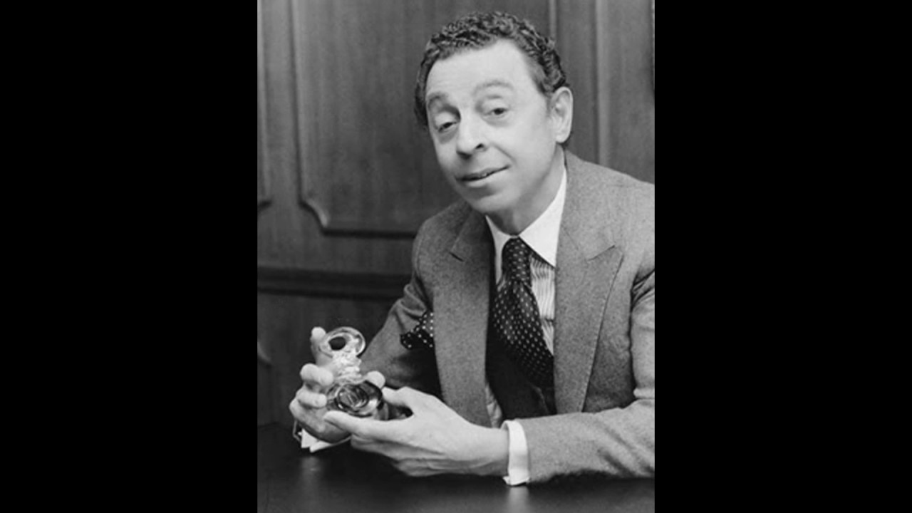 Nancy Reagan's Favorite Designer Fashion Icon James Galanos Dies At 92 ...