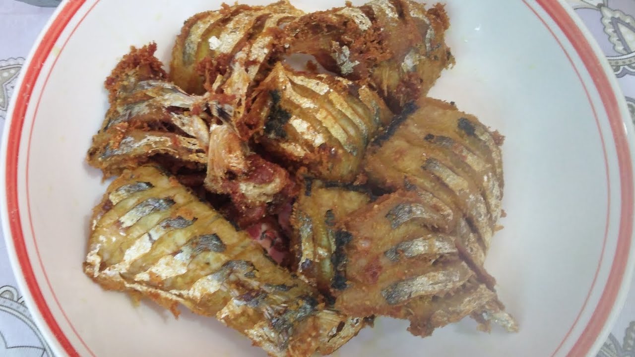 Mudah/Senang.Ikan Parang goreng kering - YouTube