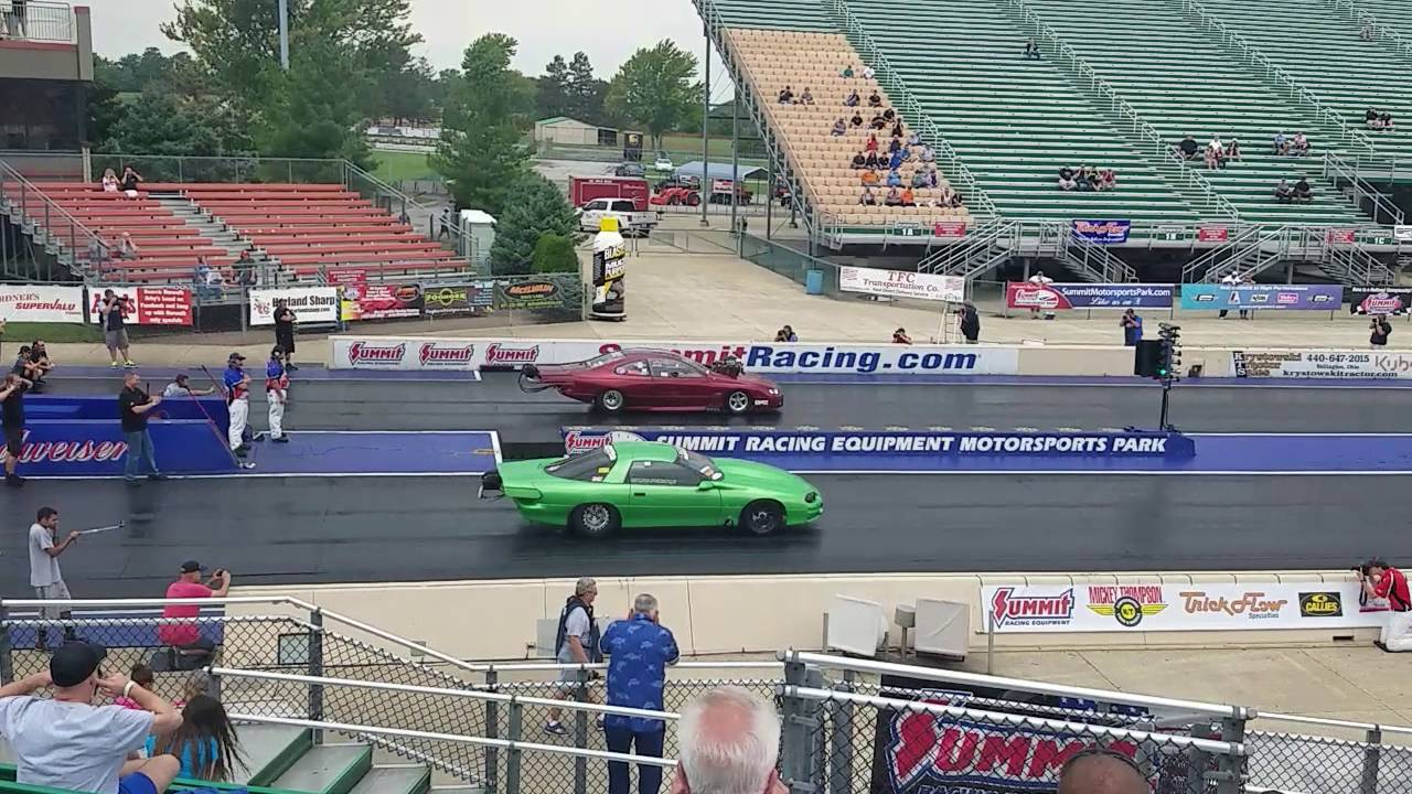 GTO vs Green 4th Gen Camaro - YouTube