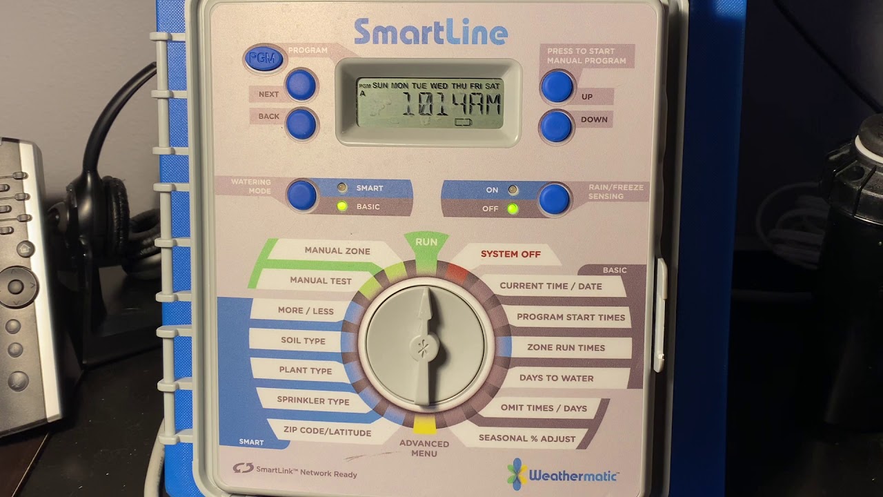 How to: Replace the SmartLine or Proline 9V battery - YouTube