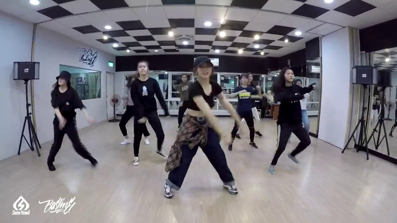 Eve - Tambourine｜G's Hip Hop｜Banban｜20200206 - YouTube