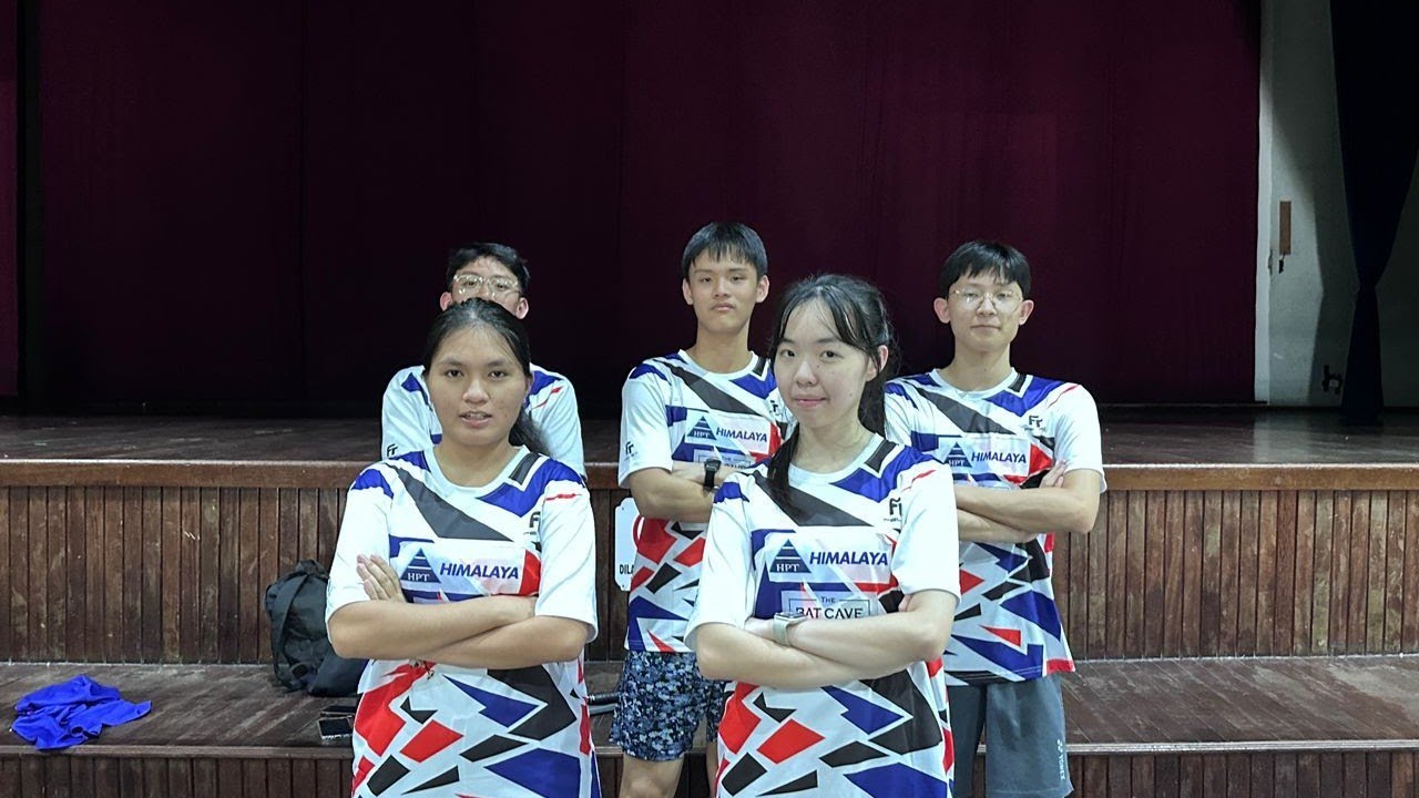 2024年羽毛球班级赛 | Desmond Ko/Tristan Lee vs Pang Li Wen/Ang Wee Jie | - YouTube