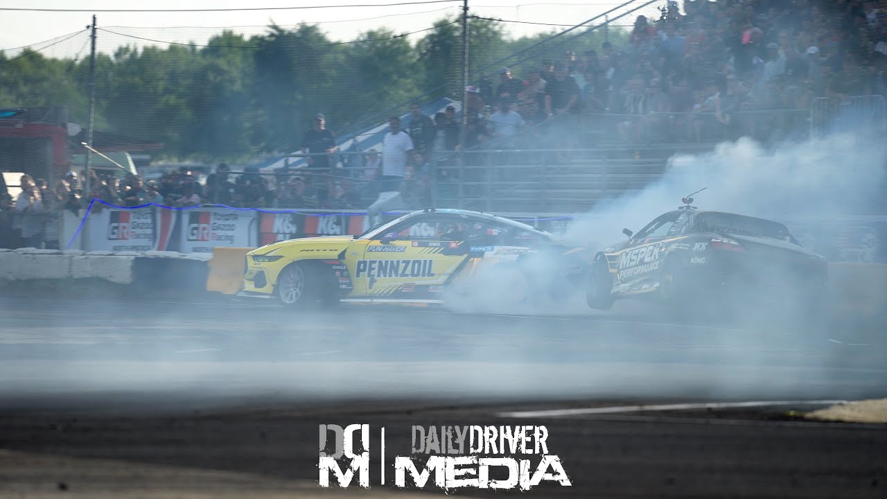 Daniel Stuke CRASHES behind Chelsea Denofa - Formula Drift New Jersey ...