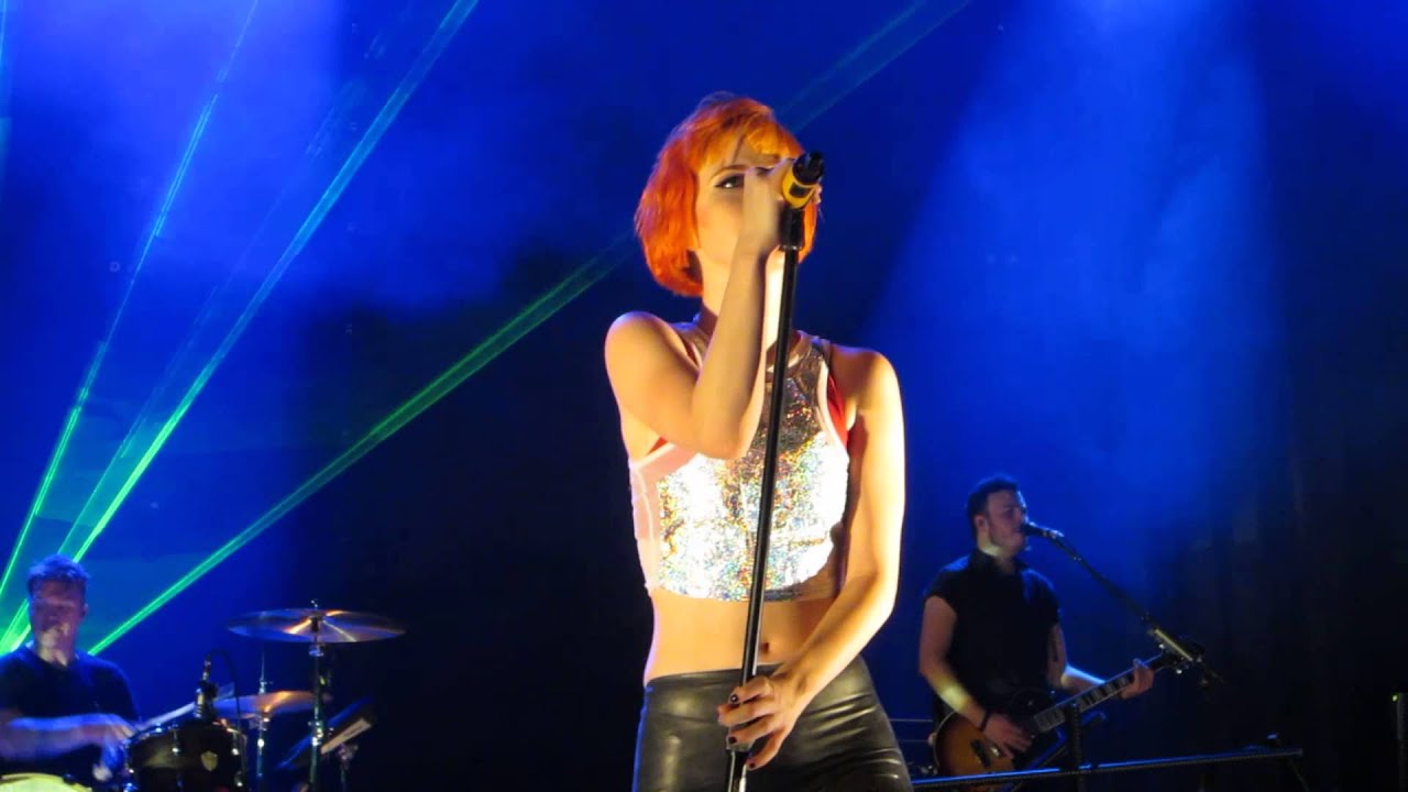 Paramore - Decode Live in The Woodlands, Texas - YouTube