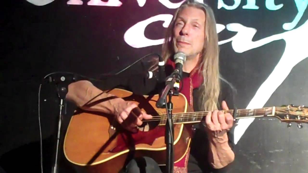 Bill Bourne at the University Cafe - YouTube