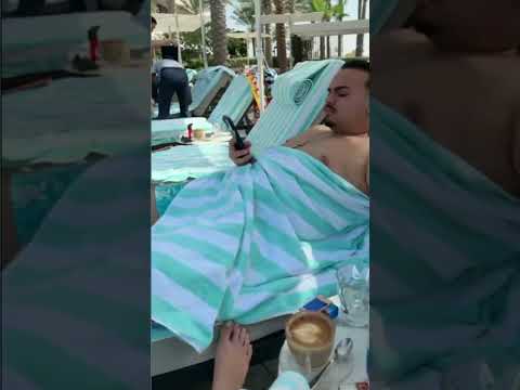 Il Lasa Parintii La... #meme #viral #shorts #trending #youtube #youtubeshorts #short #shortvideo