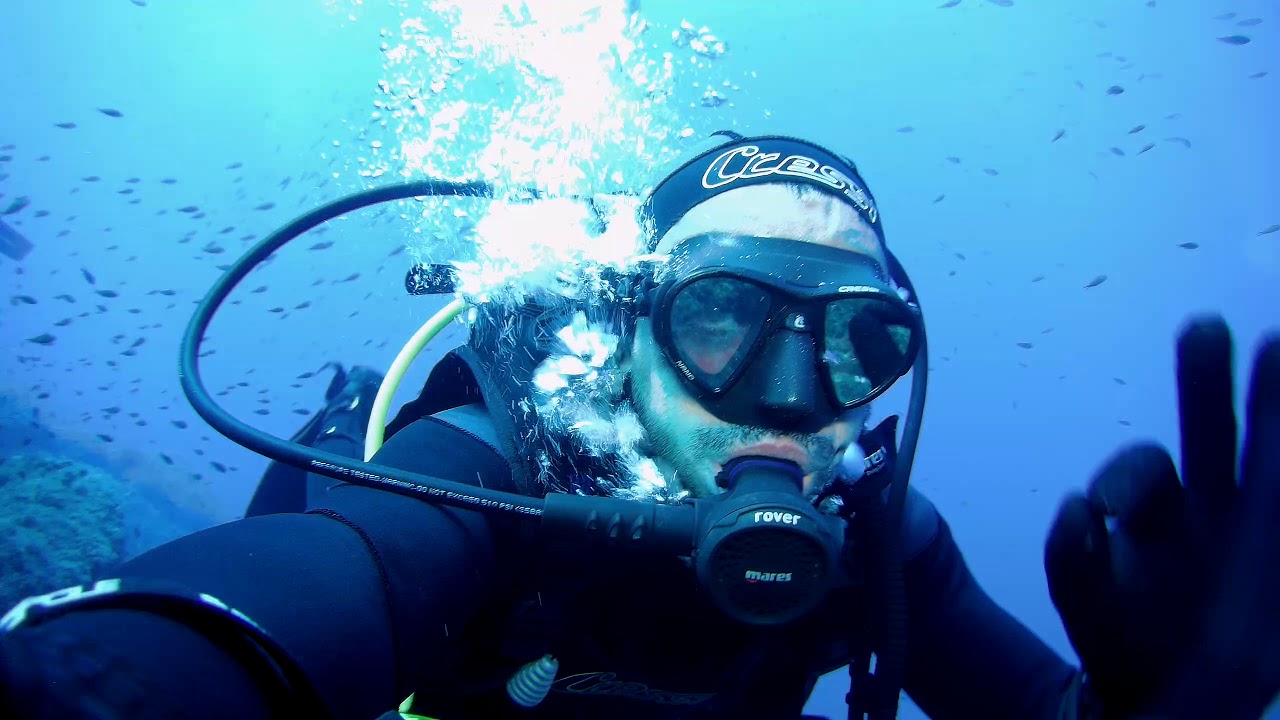 Real footage of MGCOOL Explorer 2C 4K Budget Underwater Action Ccamera ...