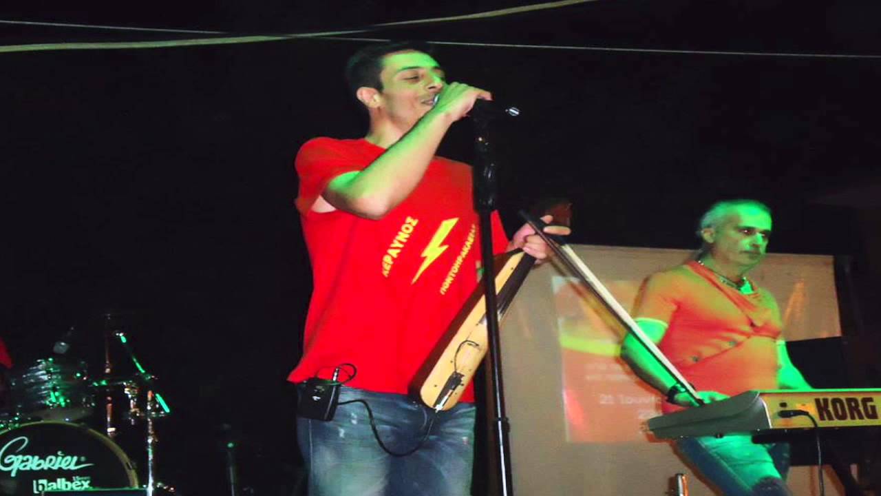 Θεοφιλος Πουταχιδης Live Ποντοηρακλεια Κιλκις 20-7-2013 - YouTube