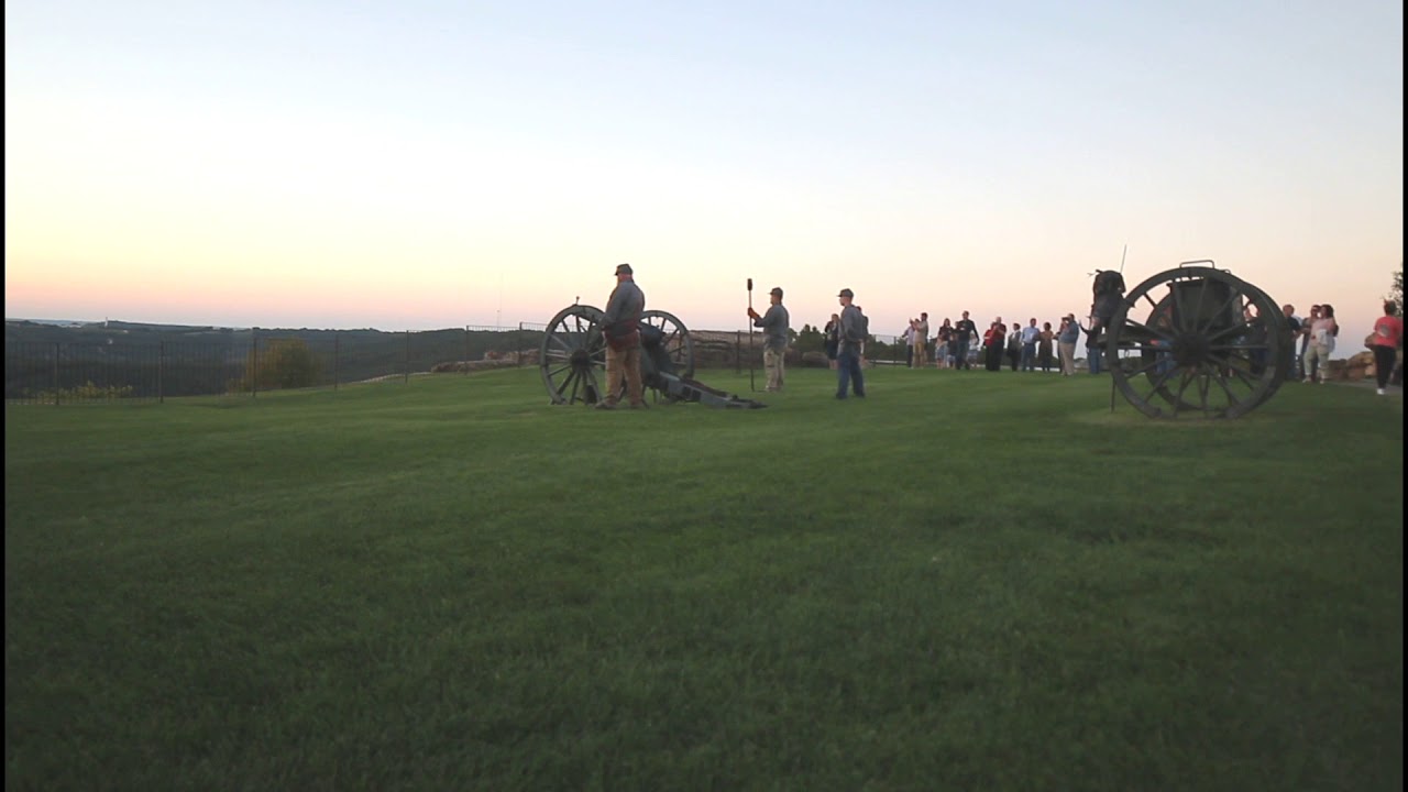 Firing of the canon at Top of The Rock - YouTube
