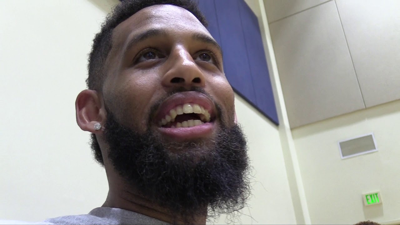 NBA guard Allen Crabbe returns to Price for youth camp - YouTube