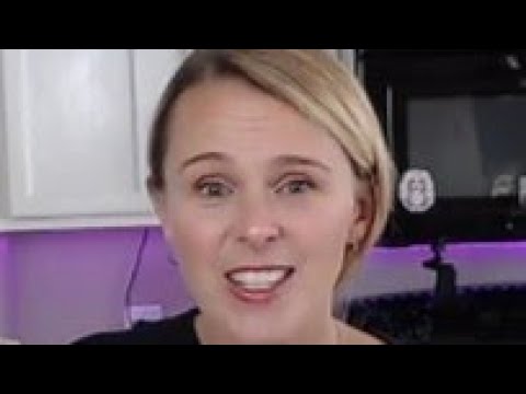 She took her top off that's why she has so many viewers - YouTube