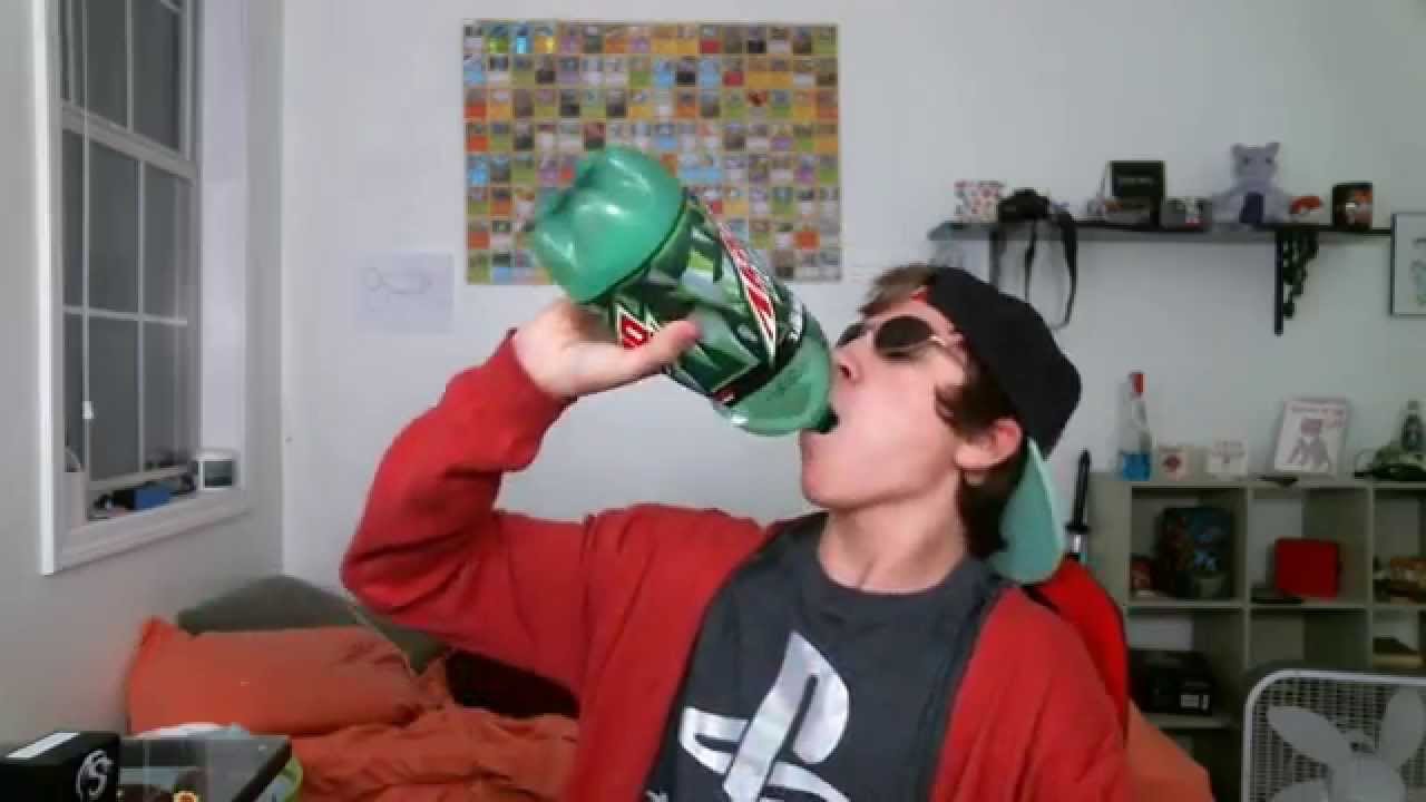 MLG KID TALKS BACK TO HIS MOM - YouTube