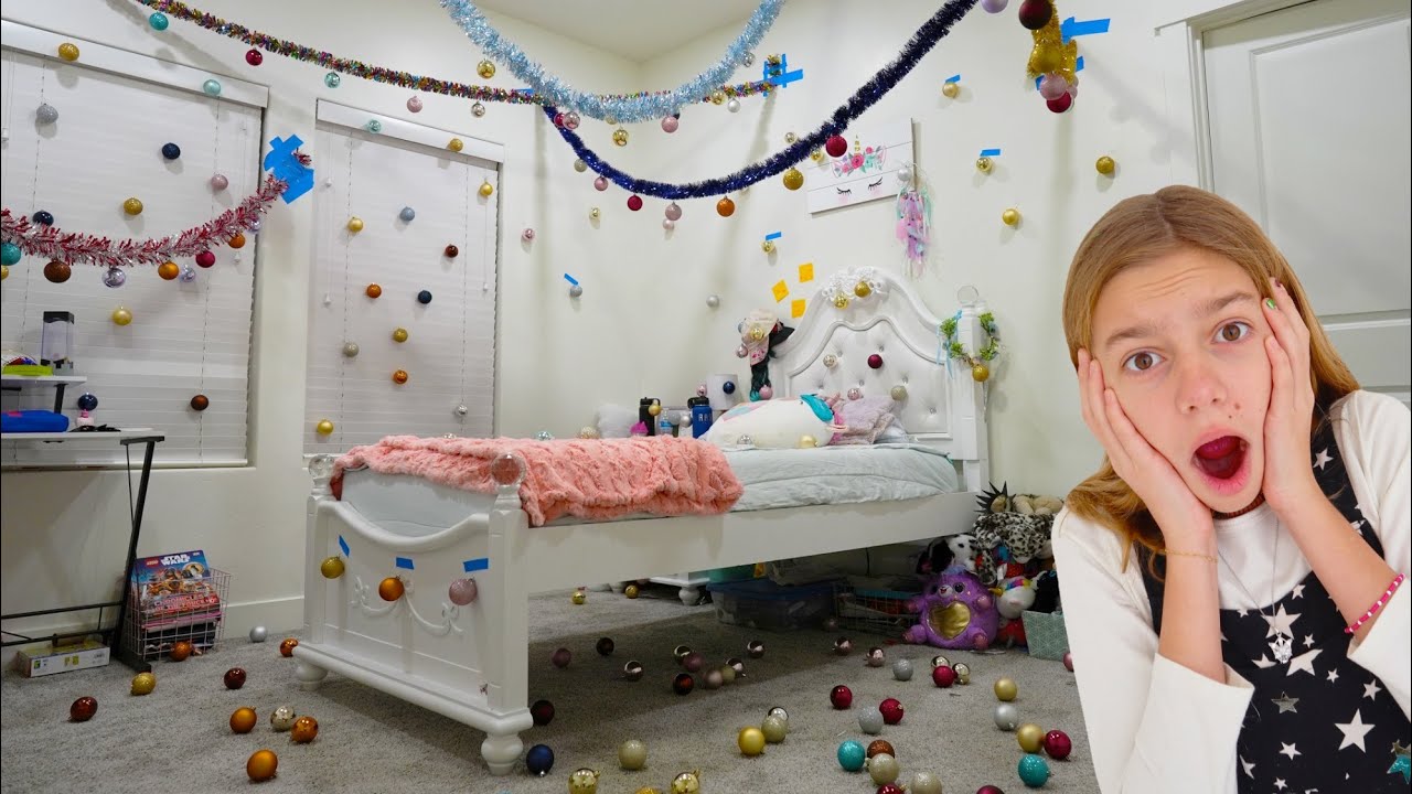 I Covered My Sisters Room In Christmas Decorations Youtube