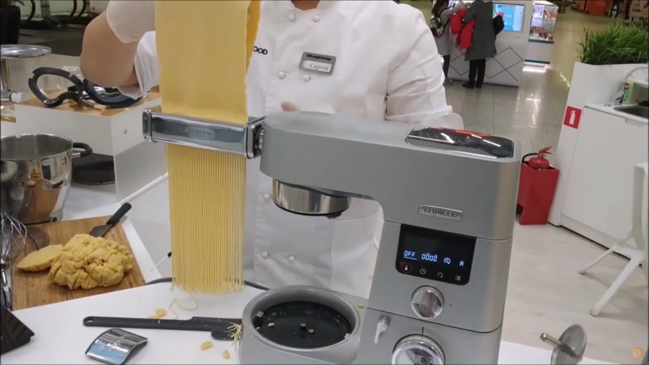 How is homemade pasta made? Kitchen machine KenWood Cooking Chef ...