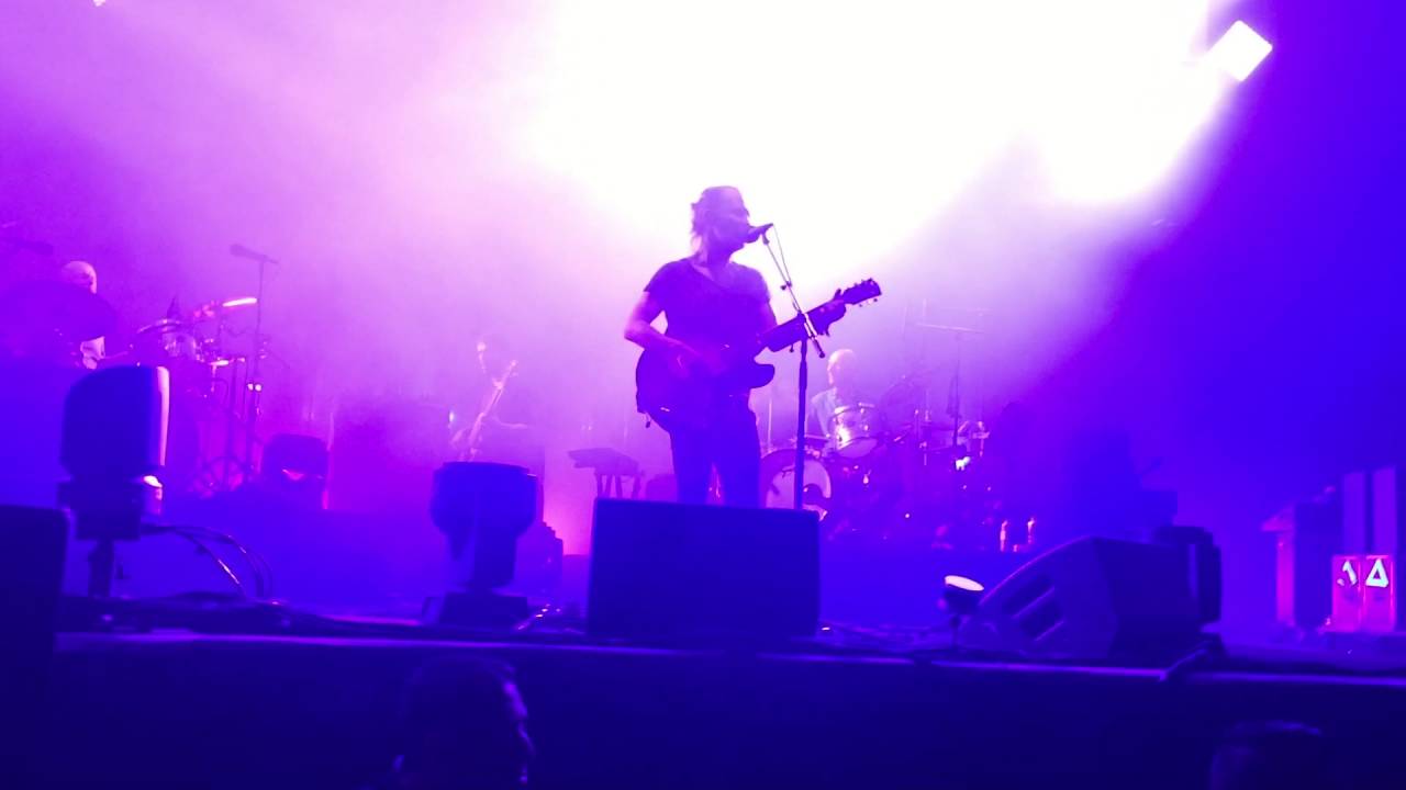 Radiohead - Let Down (Live @ Mexico city Night 1 | 03.10.2016) - YouTube