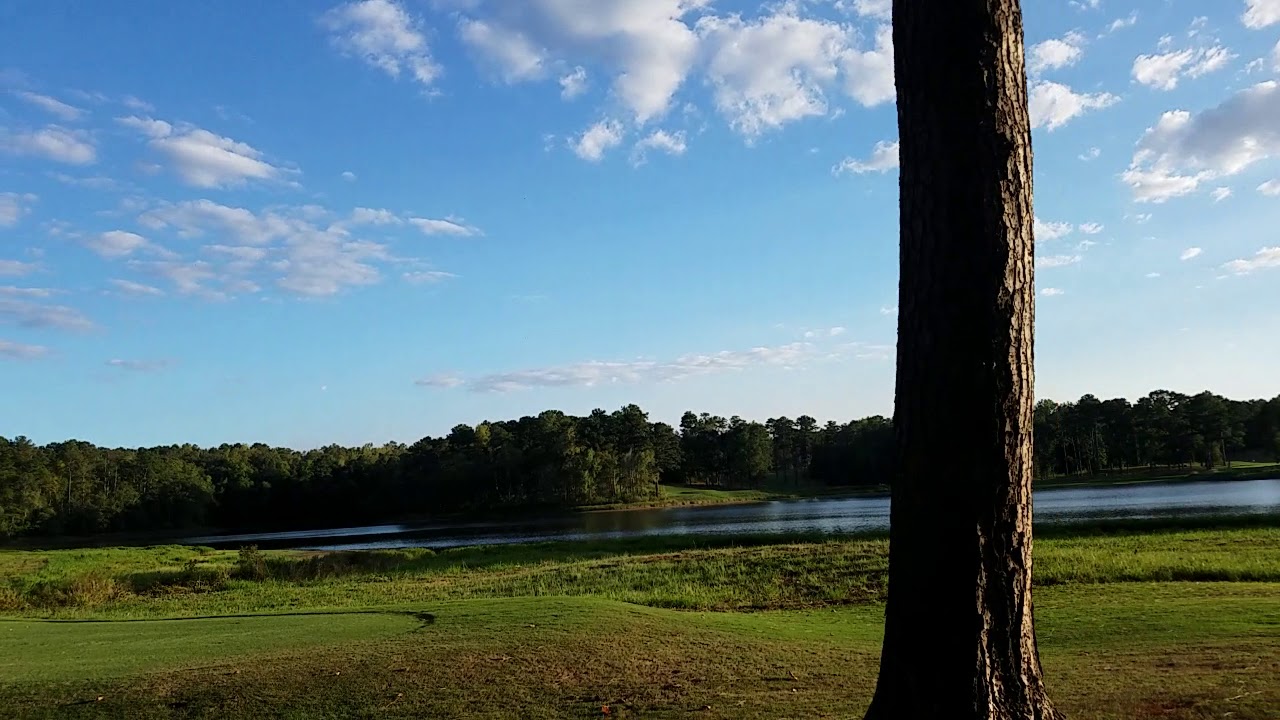 앨라배마 골프장 - RTJ Grand National links course 18th hole - YouTube