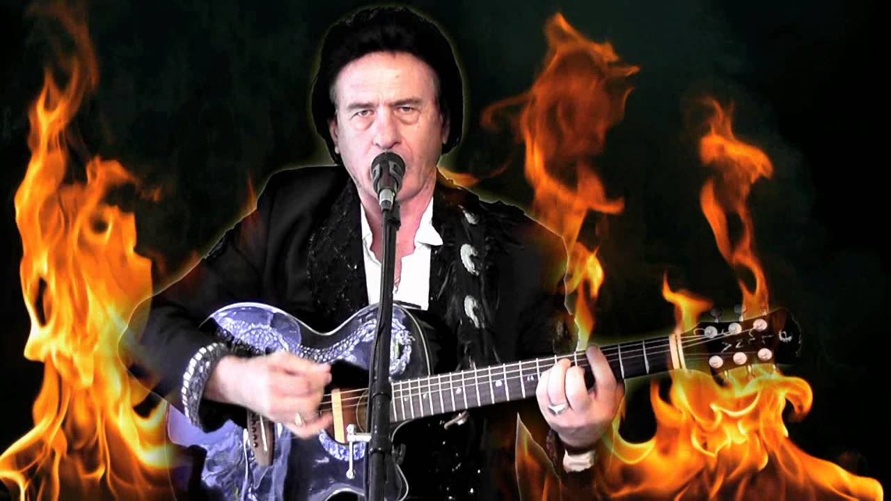 Keith Coleman sings Ring of Fire - YouTube