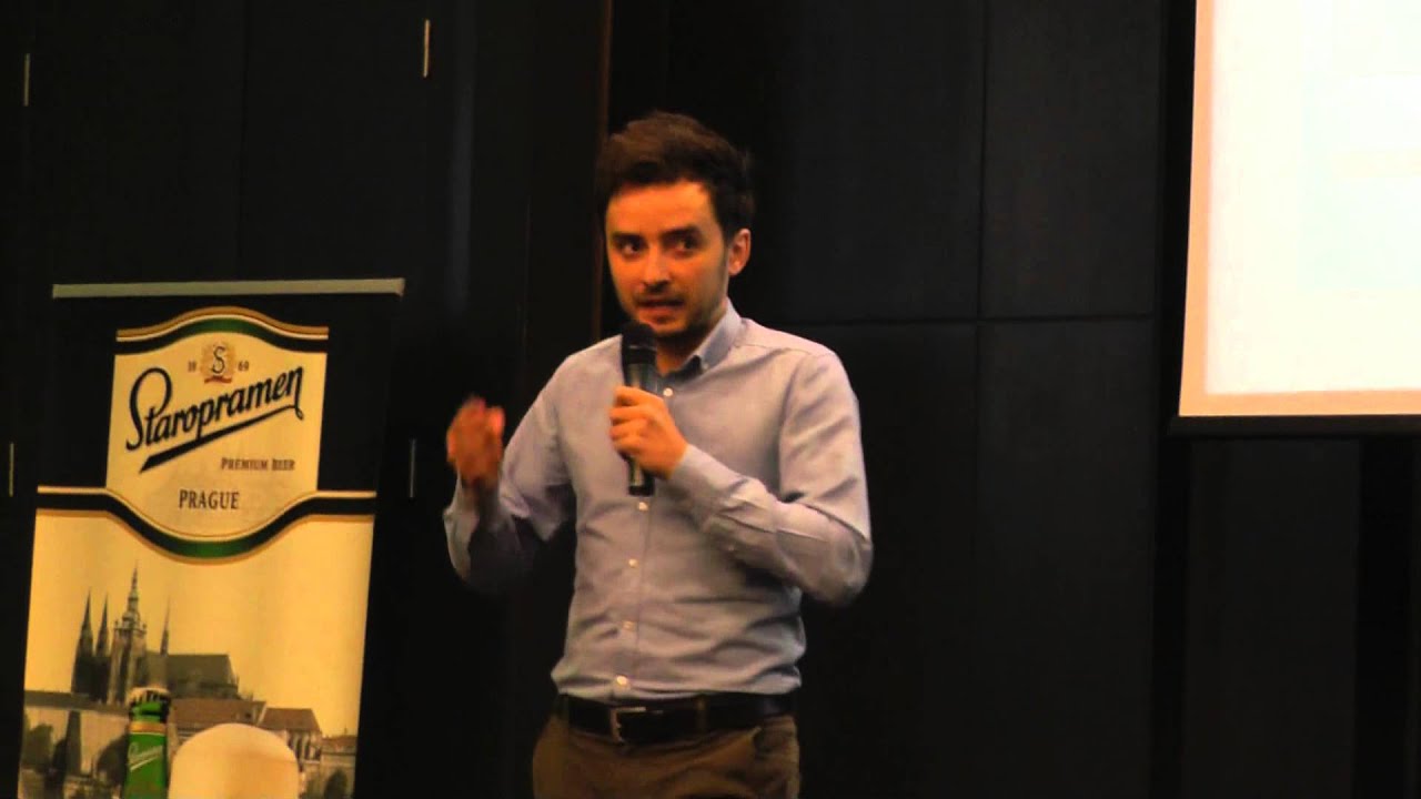 Vrancea Media TV: Alexandru Negrea la Social Media Summit 2013 - YouTube