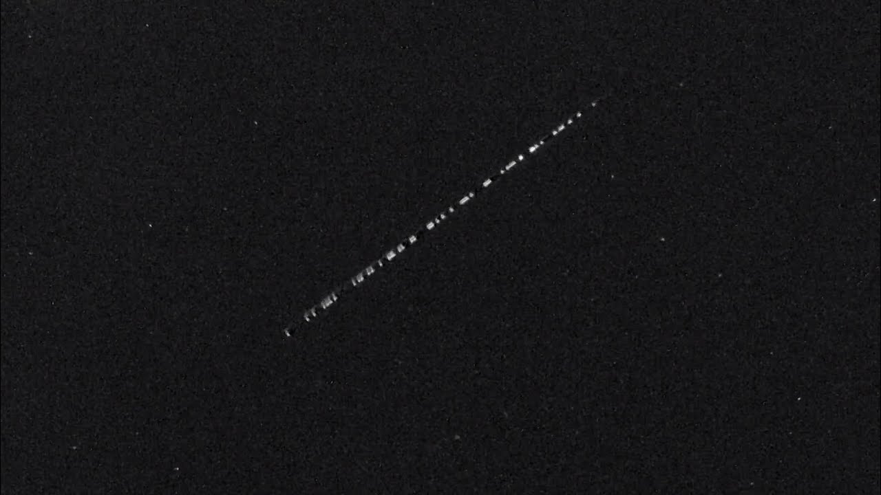Starlink satellites in formation 3/26/23 @4:52 AM over Pennsylvania ...