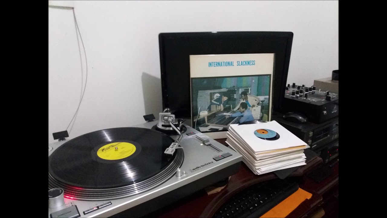 Sam Carty & The Astronauts - International Slackness - YouTube