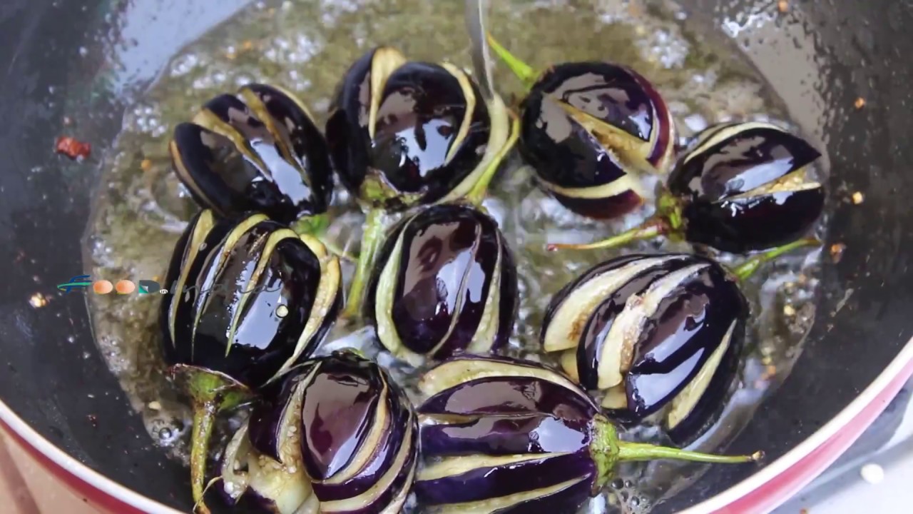 Tasty Special Brinjal Bajji || Baingan Bajji || बैंगन |vankaya bajji ...