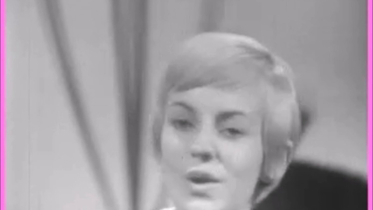 Bev Harrell ★ Let's Live It Up ♫ - YouTube