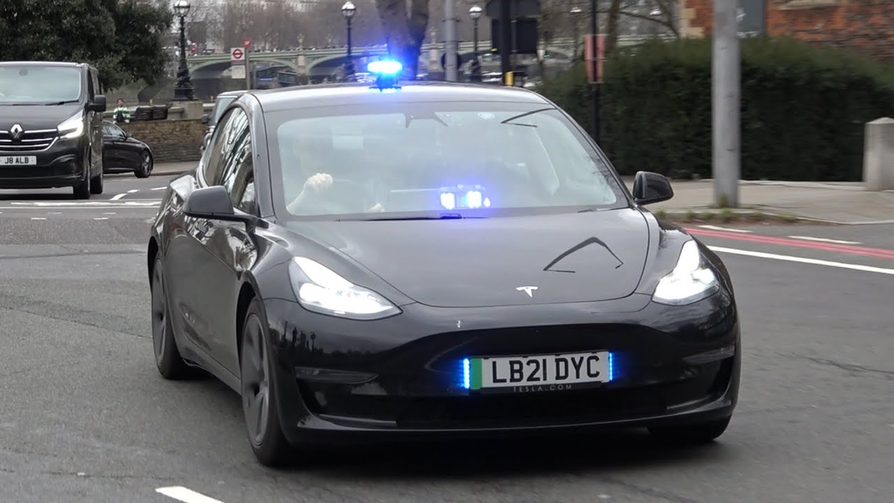 Unmarked Tesla Model S caught responding through Lambeth London | LFB ...