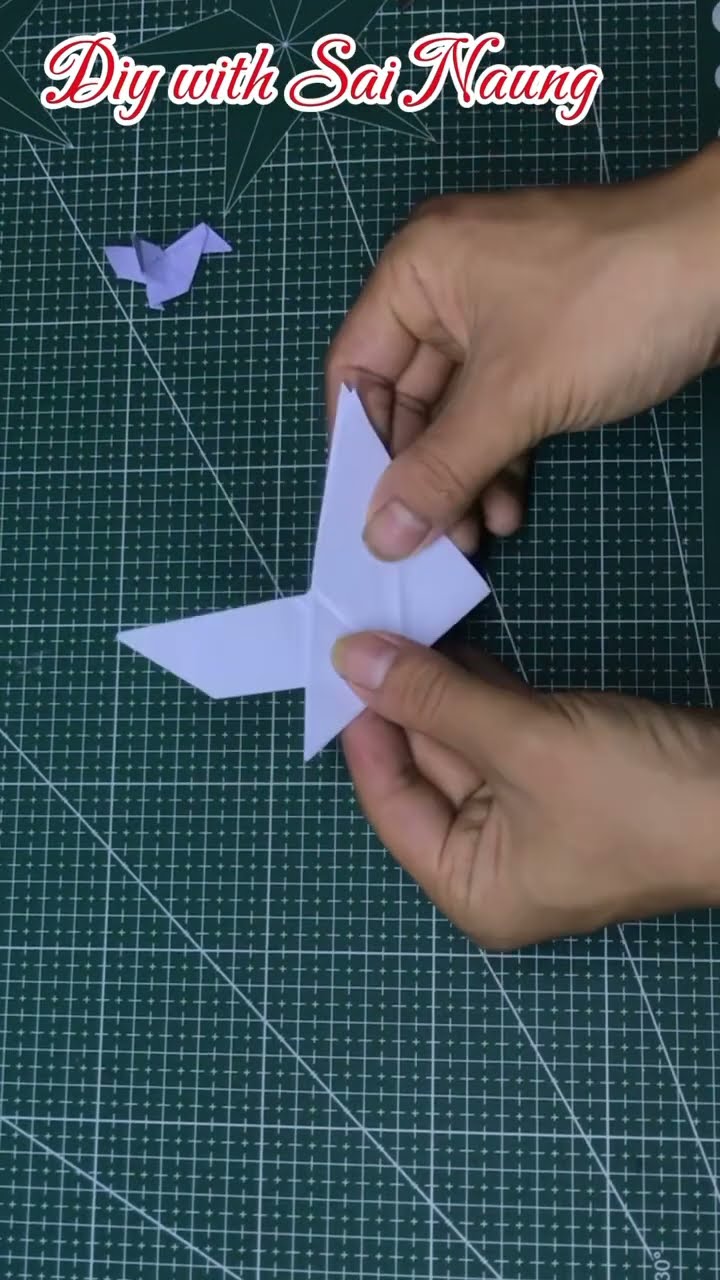 Easy origami bird. #papercrafts #papertoys #paperfly - YouTube