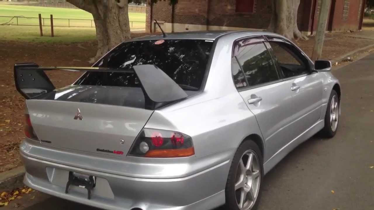 Lancer EVO8 MR MINT Collectors Car @ Edward Lee's - YouTube