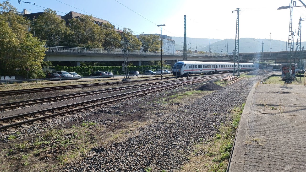 IC 1296 nach Frankuft Hbf bei der Einfahrt in den Heidelberger Hbf ...