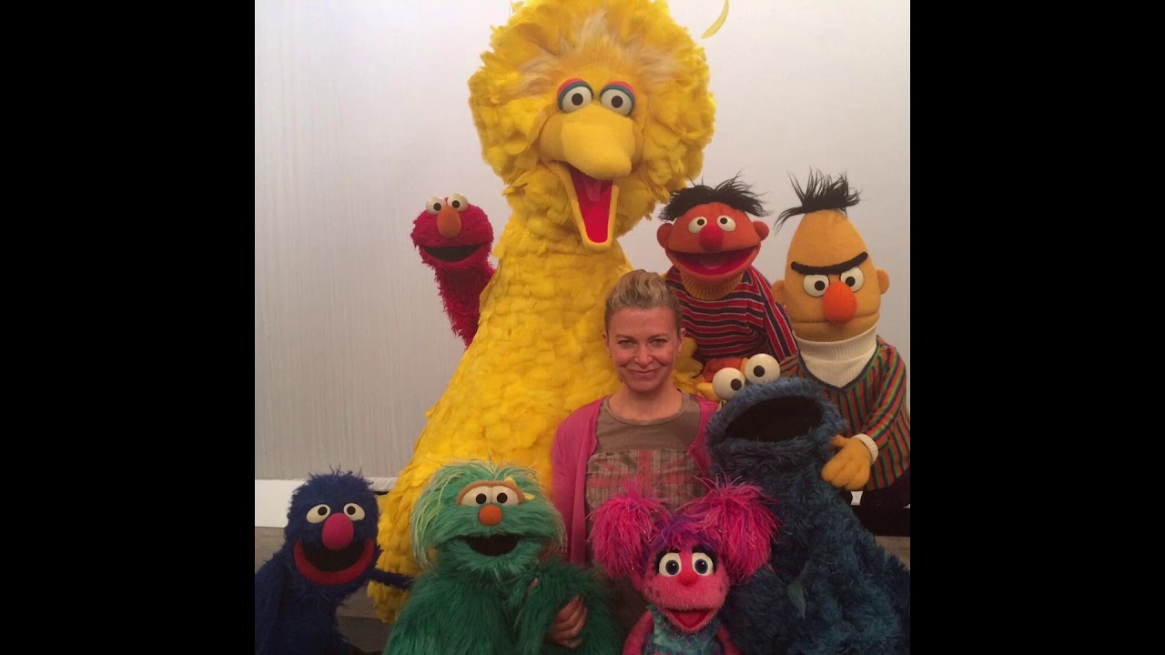 Grover and Rosita and Triangles - YouTube